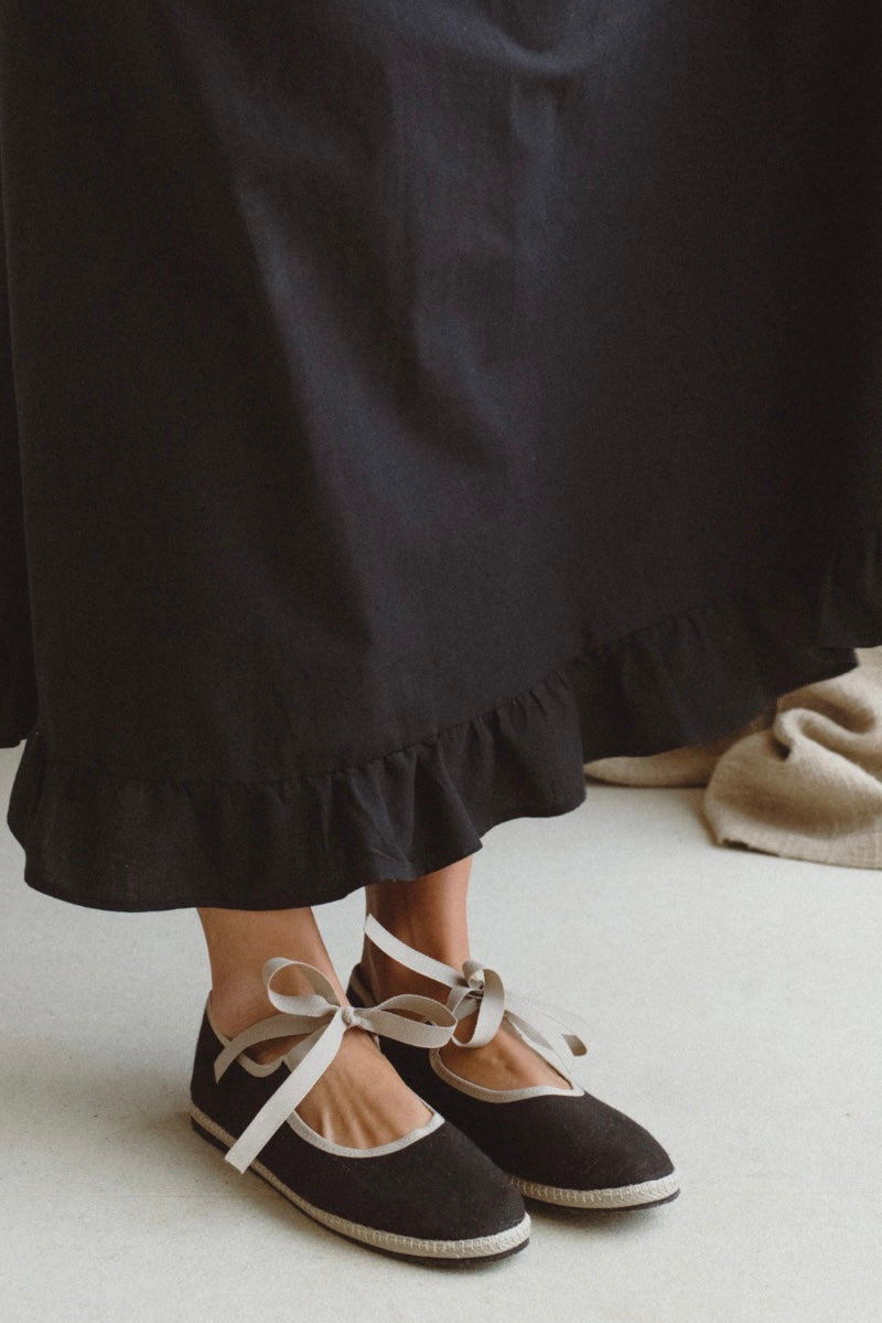 Salomé Linen Nero Beige – A Greener Wood