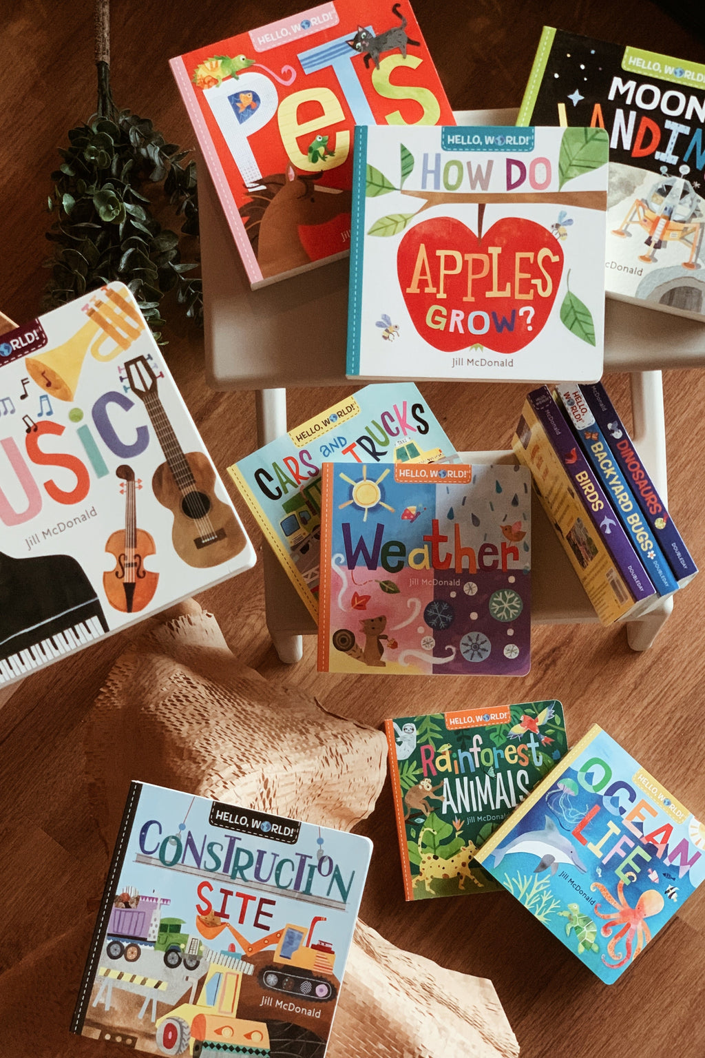 Hello, World! Book Series – A Greener Wood